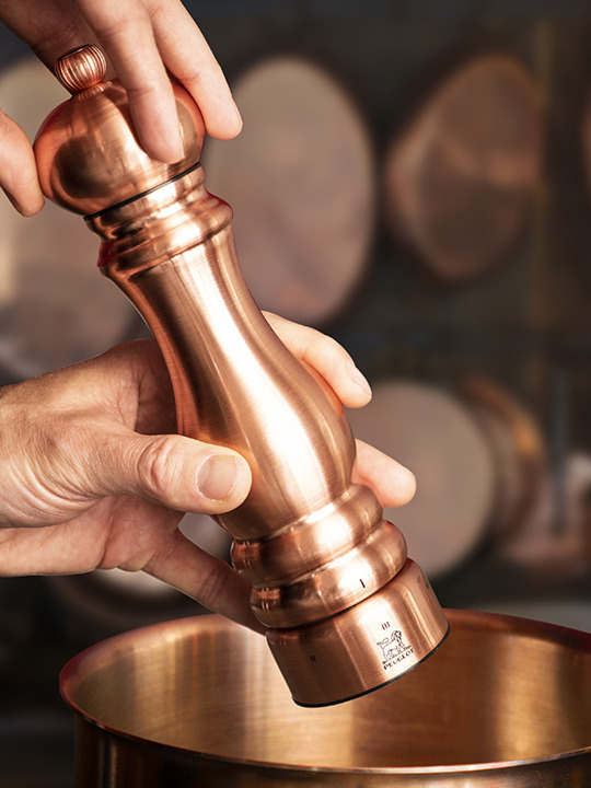 Paris chef pepper mill, u'select, stainless steel, copper plated, 22 cm - 9 in - Peugeot Saveurs